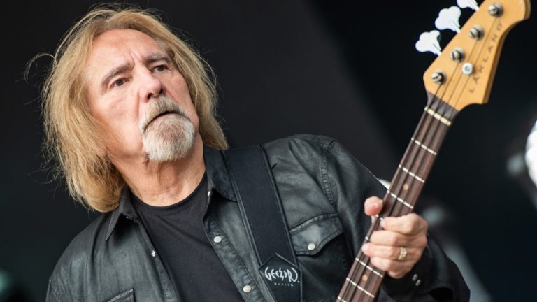 The 17 Best Bass Players of All Time (Picked by a Bassist)