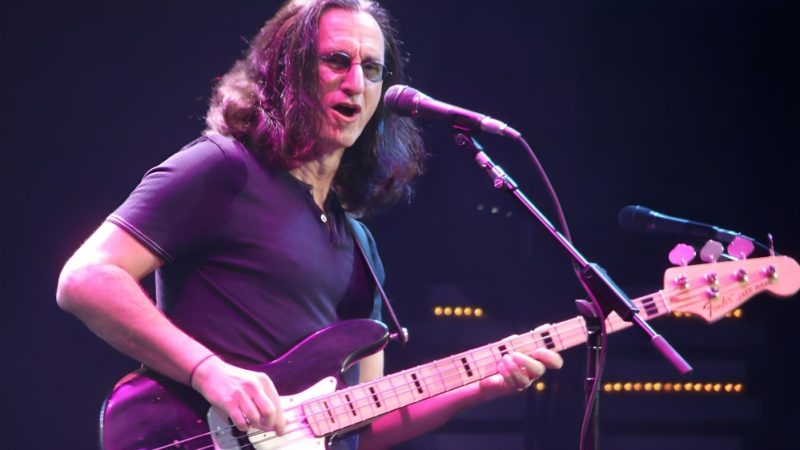 The 17 Best Bass Players of All Time (Picked by a Bassist)