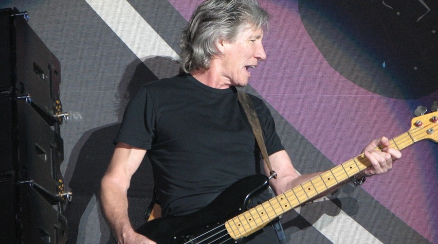 The 17 Best Bass Players of All Time (Picked by a Bassist)