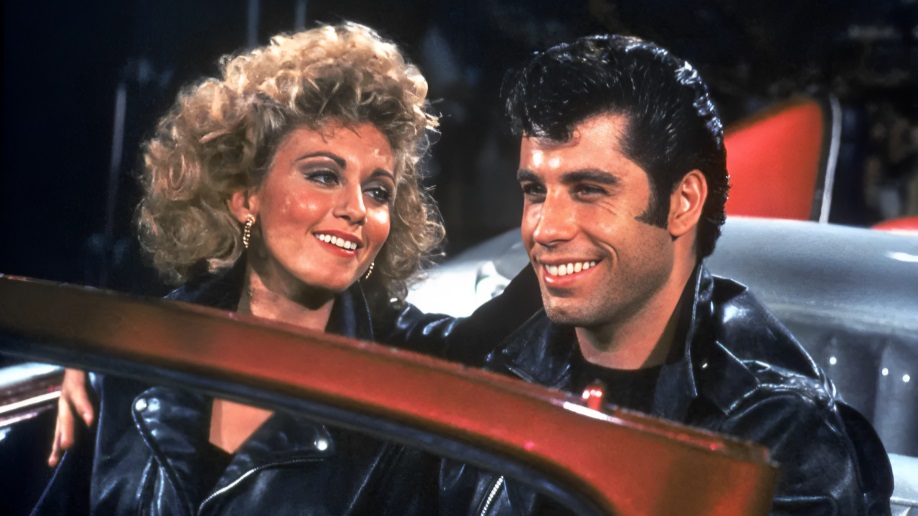 30 Easy Songs for Karaoke (Top Picks for Beginners)