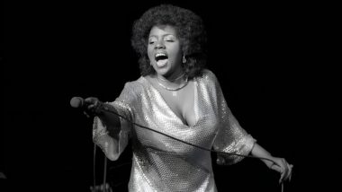 30 Easy Songs for Karaoke (Top Picks for Beginners)